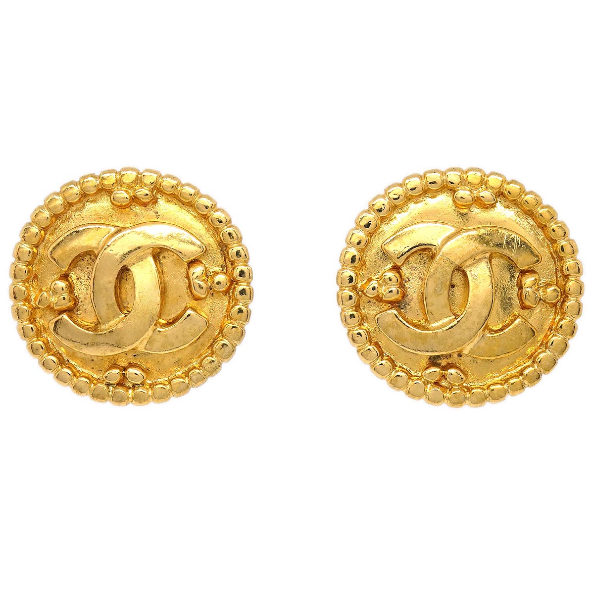 Chanel Button Clip-On Earrings Gold 96A – AMORE Vintage Tokyo