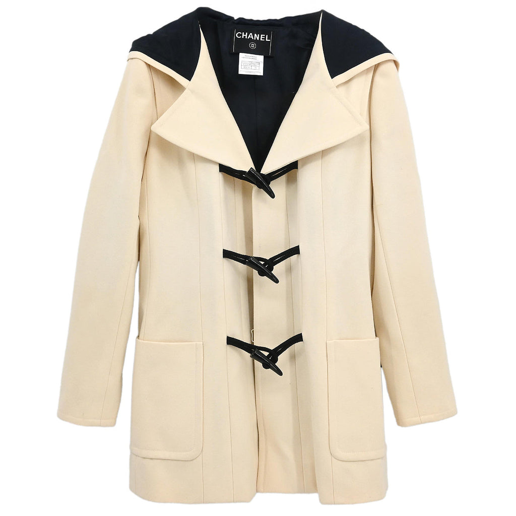 Chanel 2006 Duffel Coat White #38 – AMORE Vintage Tokyo Chanel 2006 Duffel Coat White #38 – AMORE Vintage Tokyo
