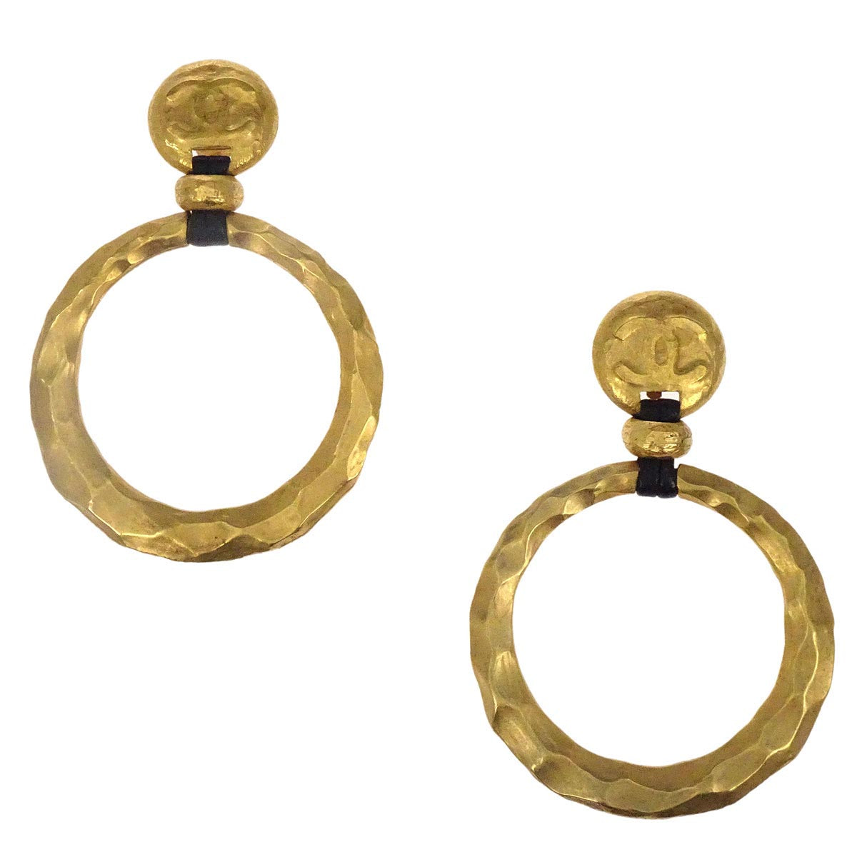 Chanel Dangle Hoop Earrings Clip-On Gold 93P – AMORE Vintage Tokyo