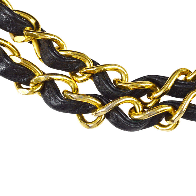 Chanel 1996-1997 Chain Tote Handbag Black Caviar – AMORE Vintage Tokyo